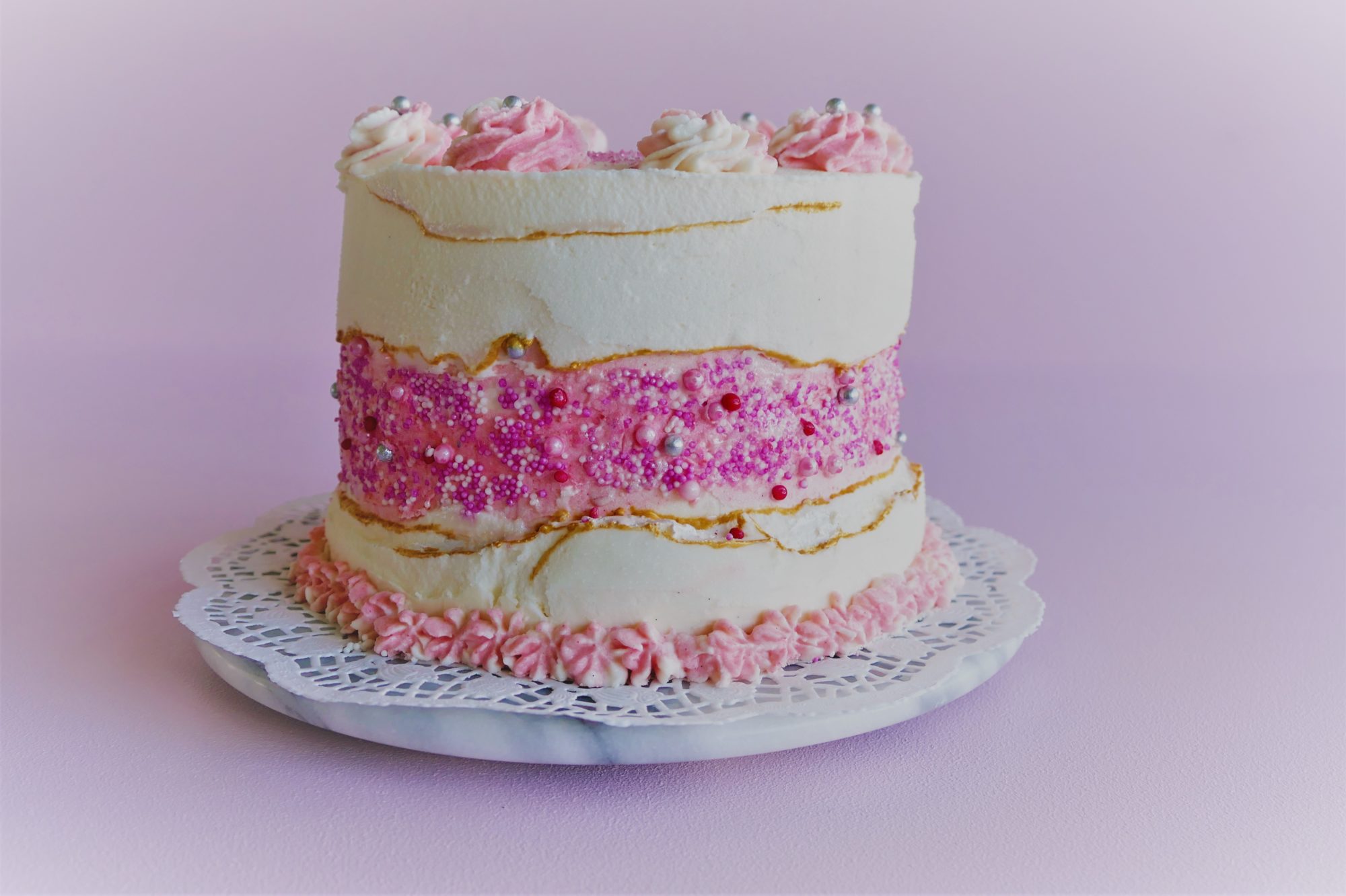 Fault line Cake selbst backen mit amerikanischer Buttercreme