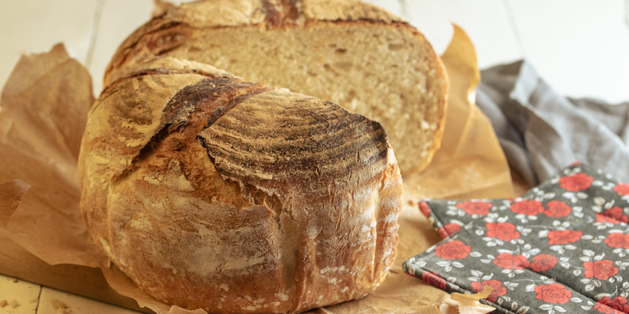 Easy-Peasy Brot Rezept für Einsteiger mit 4 Zutaten