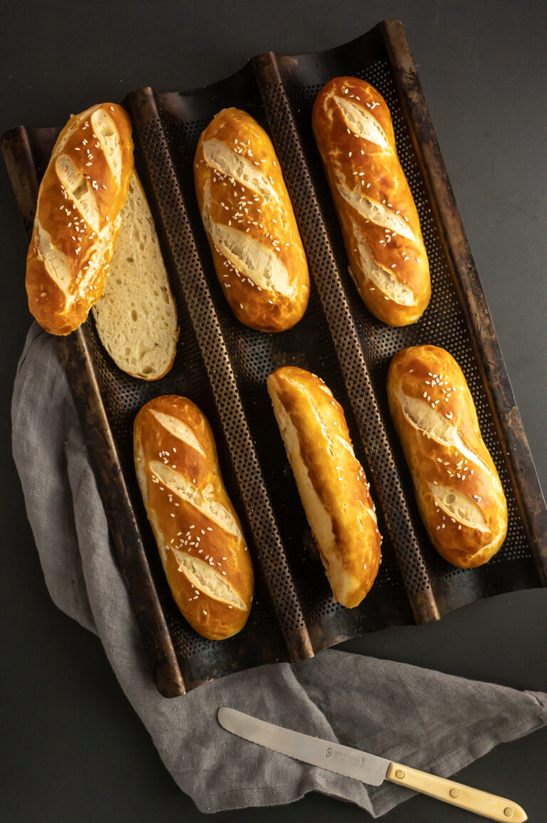 Selbstgemachtes Laugengebäck