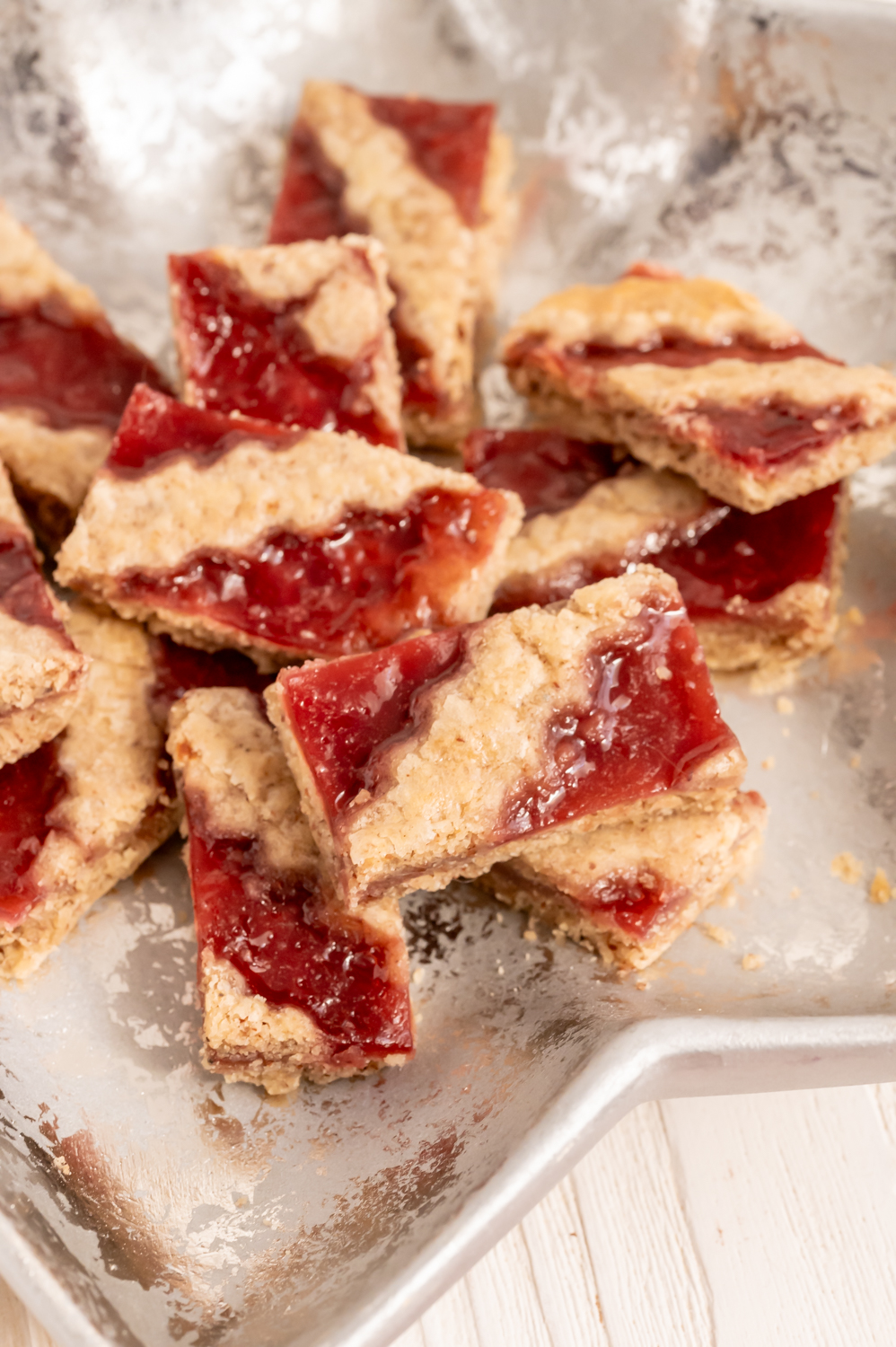 Linzerschnitten vom Blech